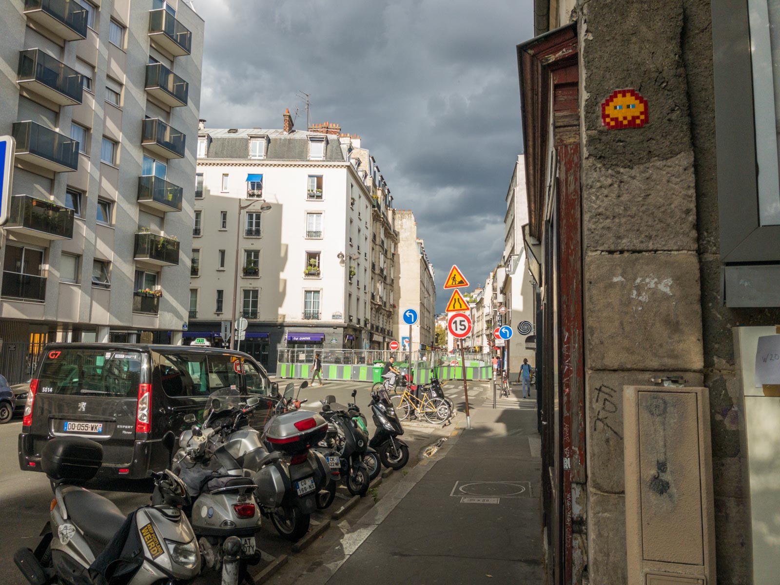 11ème – Un oeil qui traîne…