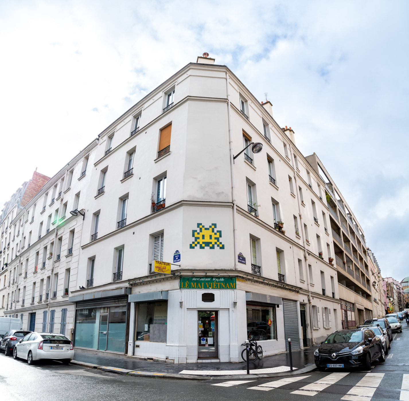 PA_1400 à PA_1499 – Un oeil qui traîne…